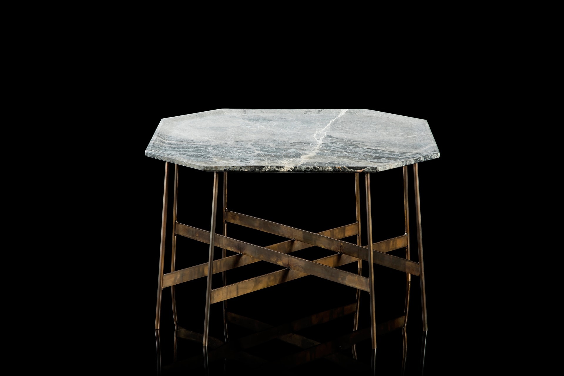 ddc | Octagon Table